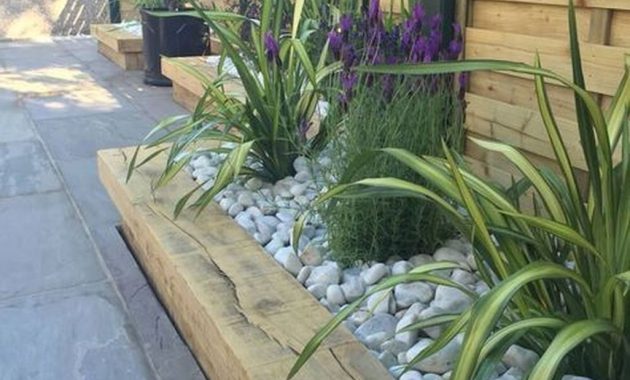 45 Easy And Low Maintenance Front Yard Landscaping Ideas