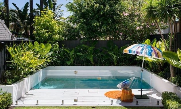 44 Modern Small Backyard Ideas With Swimming Pool Design | ZYHOMY