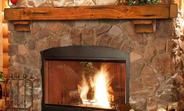 42 Fabulous Rock Stone Fireplaces Ideas For Christmas Décor | ZYHOMY