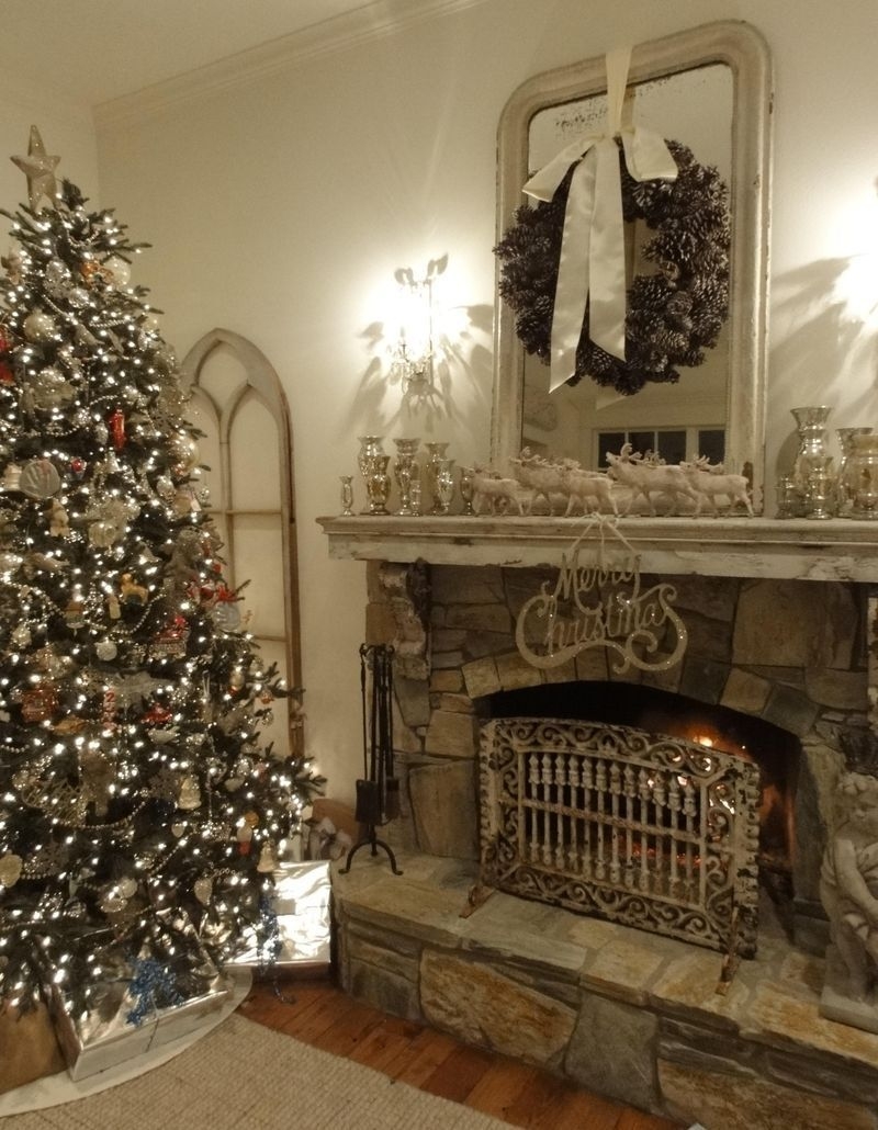42 Fabulous Rock Stone Fireplaces Ideas For Christmas Décor | ZYHOMY