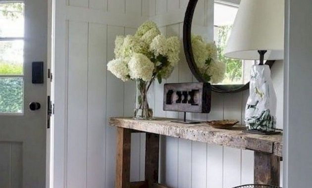 41 Beautiful Rustic Entryway Decor Ideas | ZYHOMY
