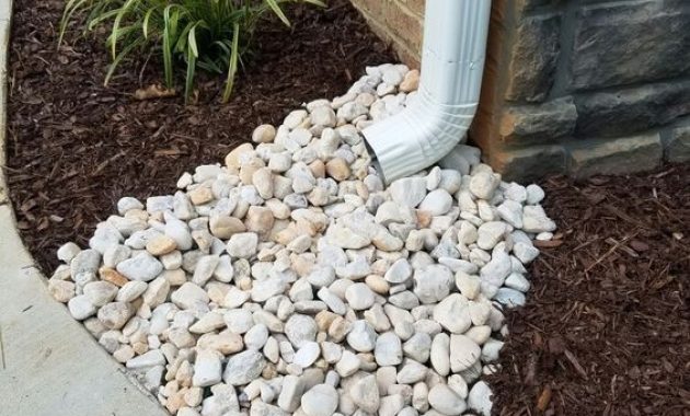 42 Minimalist Front Yard Landscaping Ideas On A Budget | ZYHOMY