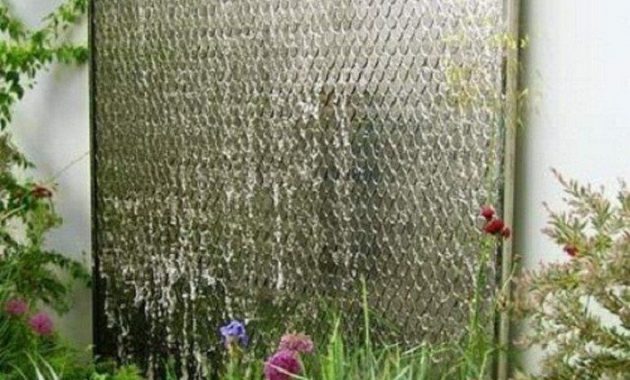 40 Stylish Outdoor Water Walls Ideas For Backyard