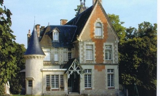 49 Pretty Gothic Revival Architecture Design Ideas For Home