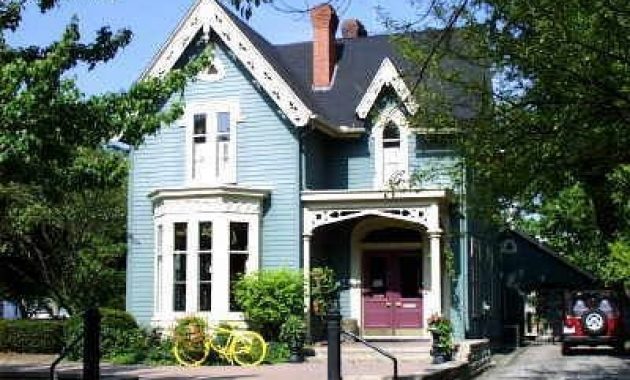 49 Pretty Gothic Revival Architecture Design Ideas For Home