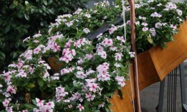 41 Cozy Diy Art Flowers Ideas For Garden On A Budget | ZYHOMY