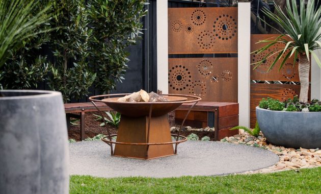 43 Inspiring Outdoor Metal Design Ideas For Garden Art You Must Try ...