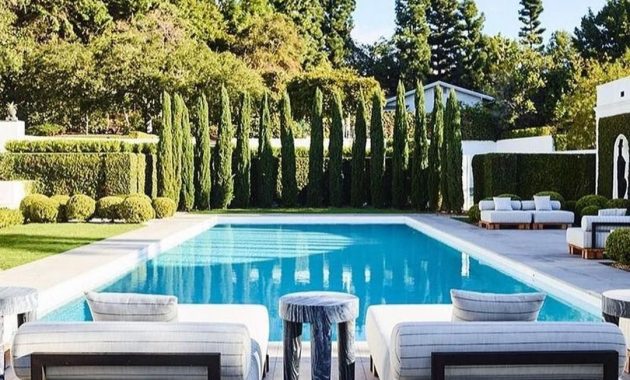 44 Affordable Small Swimming Pools Design Ideas That Looks Elegant