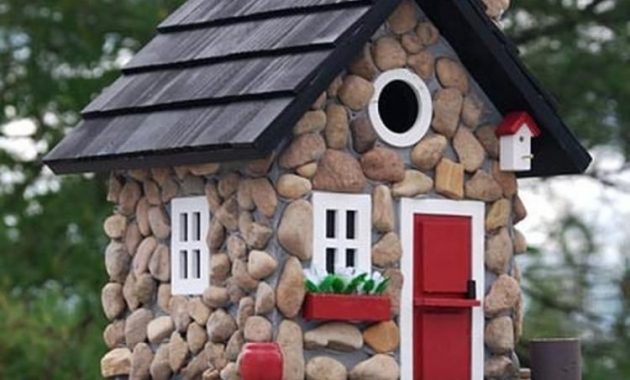 49 Magnificient Stand Bird House Ideas For Garden | ZYHOMY