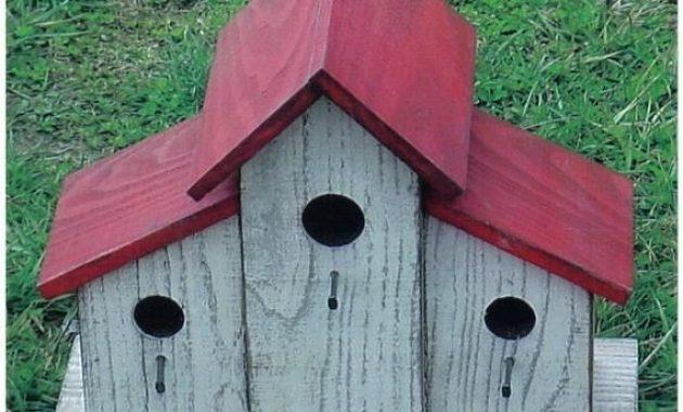49 Magnificient Stand Bird House Ideas For Garden | ZYHOMY